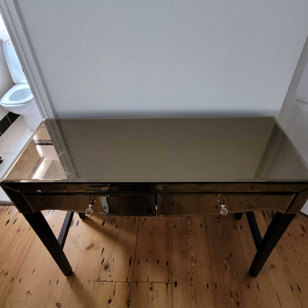 Glass dressing table