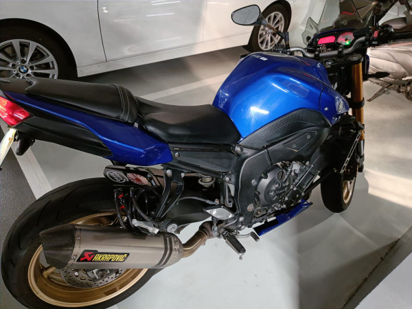 Yamaha FZ 800